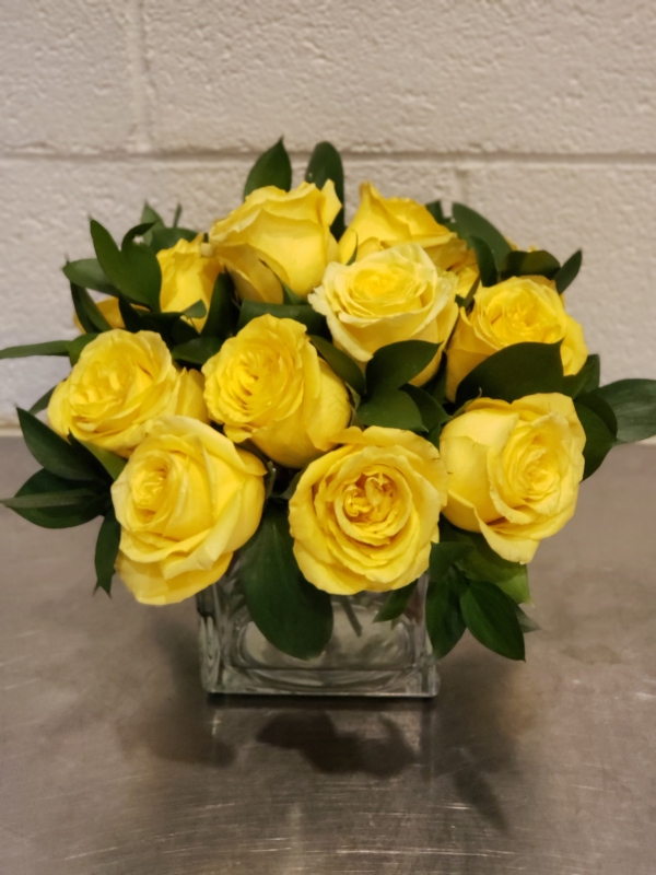 Roses on a budget :: The Flower Shop